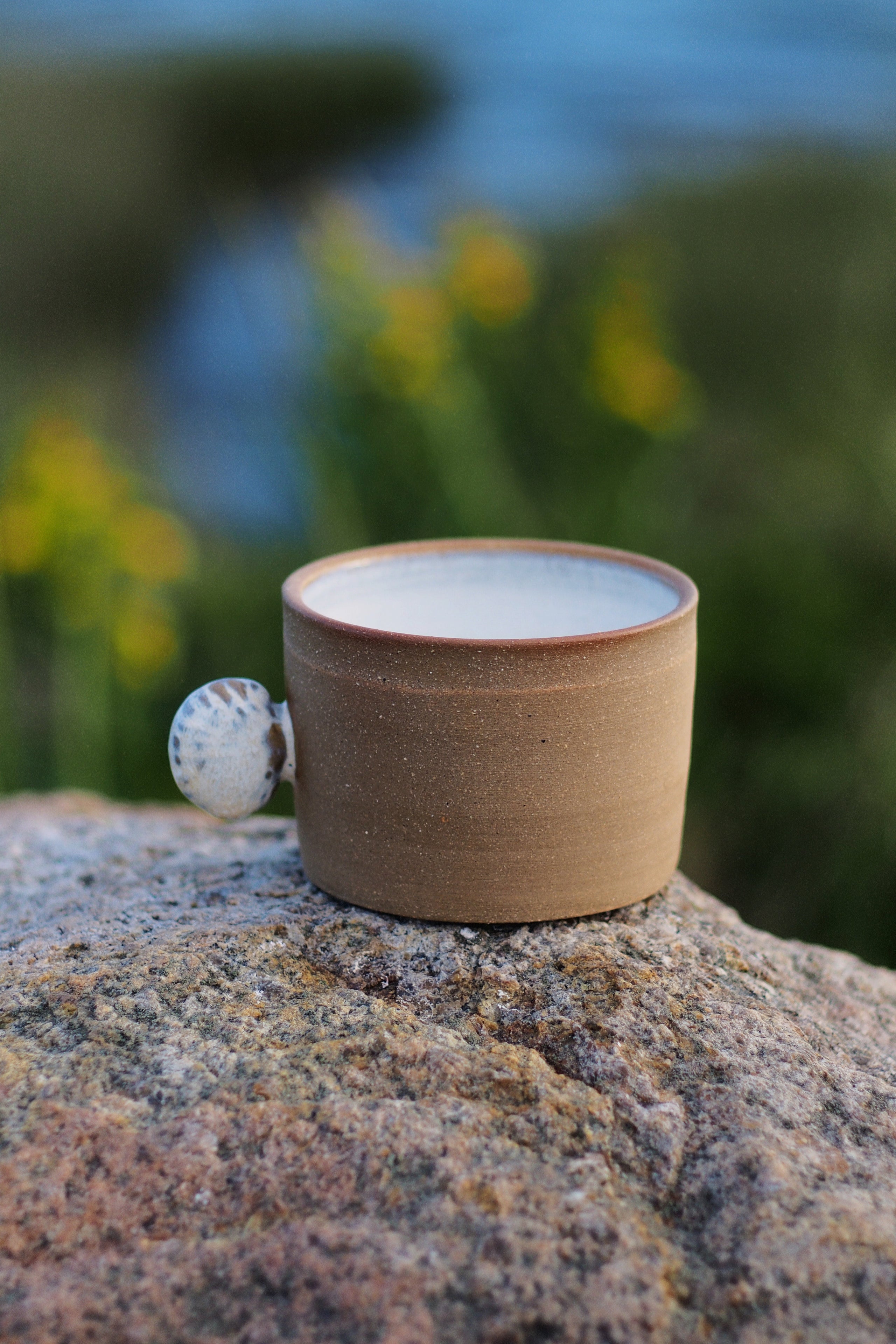 Tasse anse coquillage | sable | Lapoteuse